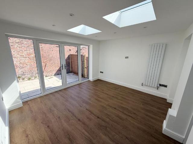 4 bedroom house to rent