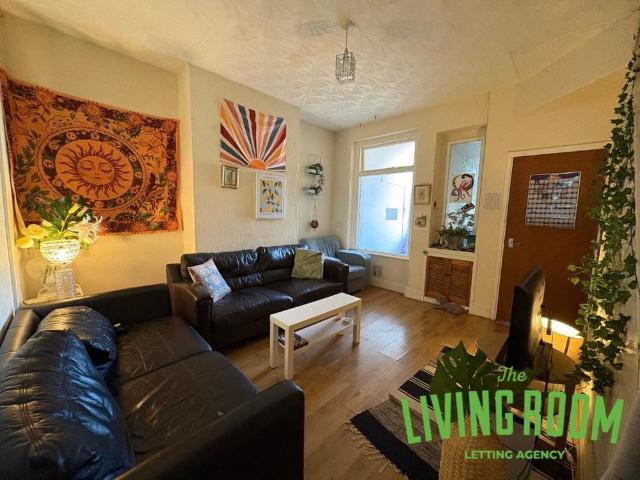 4 bedroom house to rent