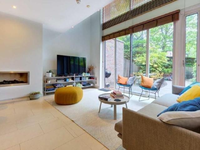4 bedroom house to rent