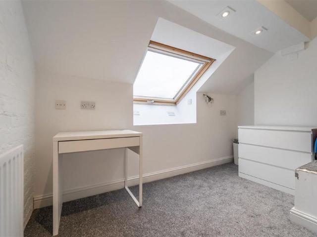 4 bedroom house to rent