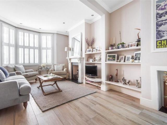 4 bedroom house to rent