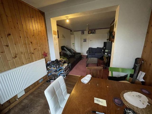 4 bedroom house to rent