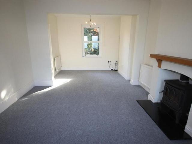 4 bedroom house to rent