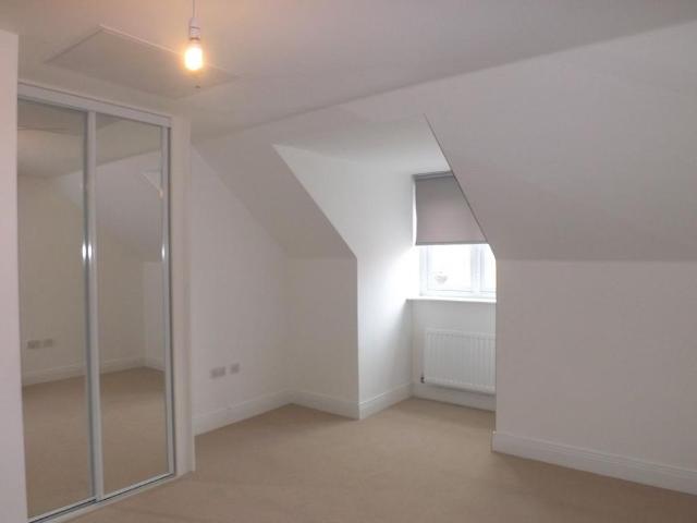 4 bedroom house to rent