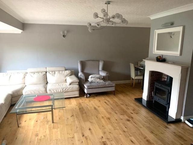 4 bedroom house to rent
