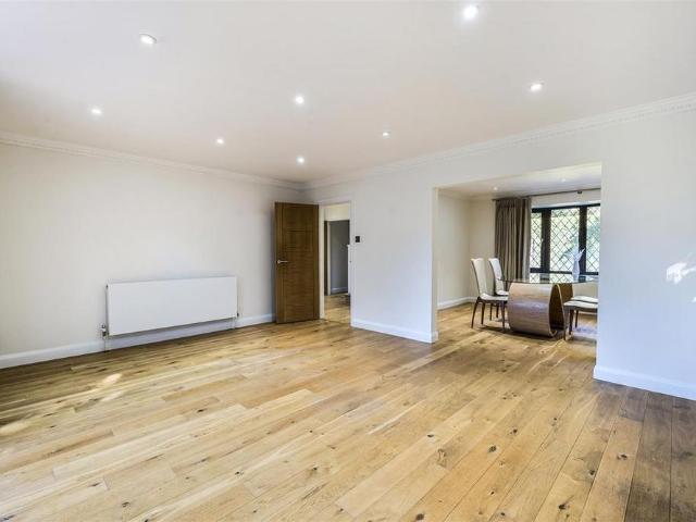 4 bedroom house to rent