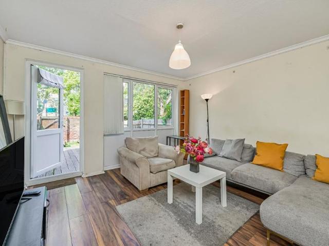4 bedroom house to rent