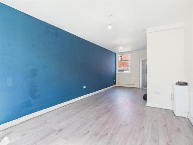 4 bedroom house to rent
