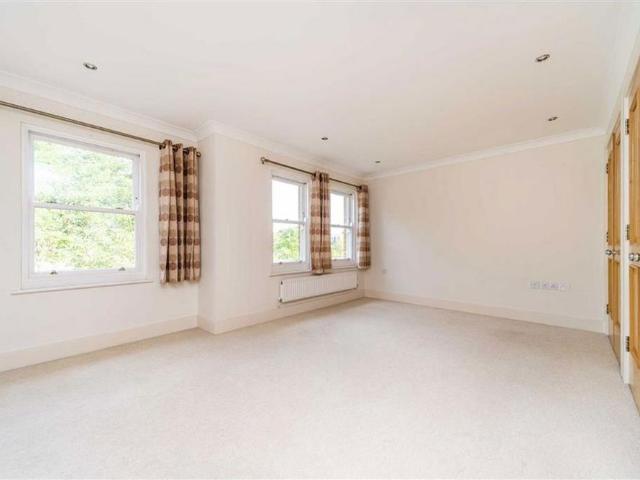 4 bedroom house to rent