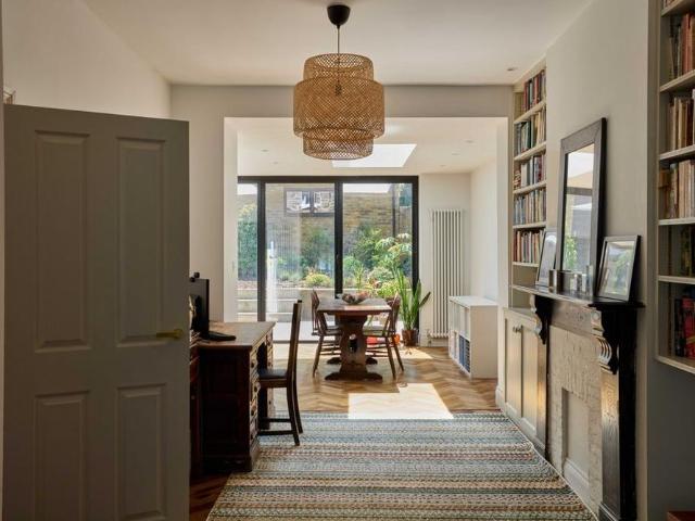 4 bedroom house to rent