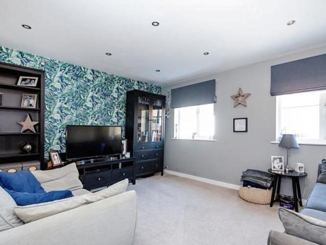 4 bedroom house to rent