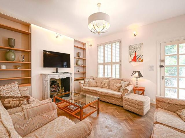 4 bedroom house to rent