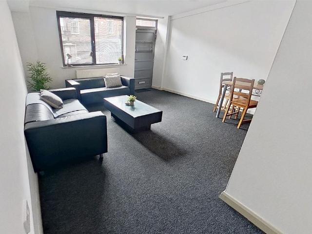 4 bedroom house to rent