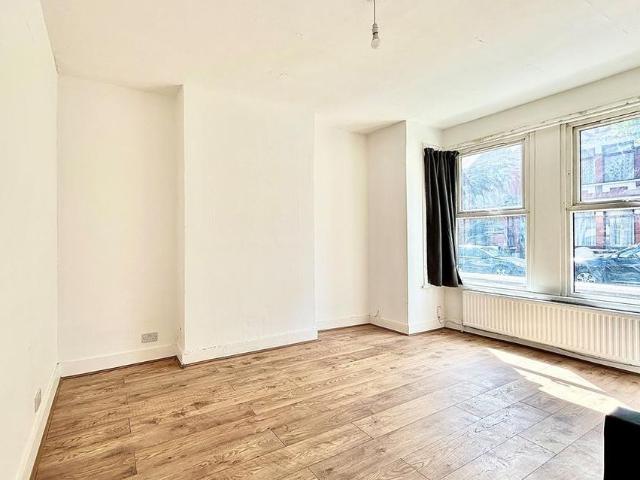 4 bedroom house to rent