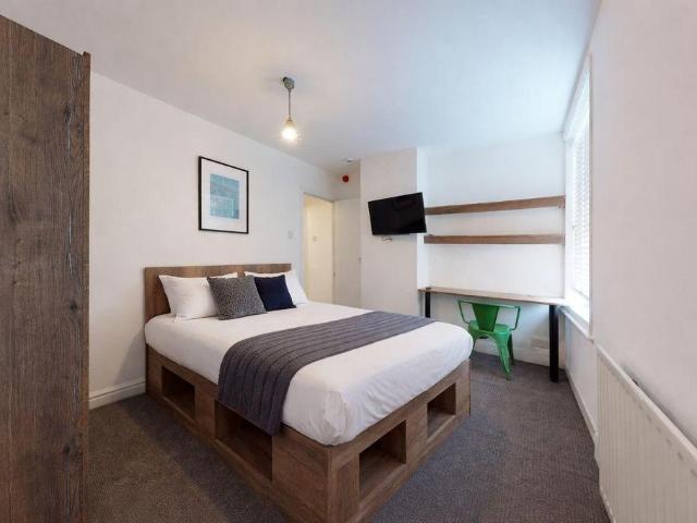 4 bedroom house to rent