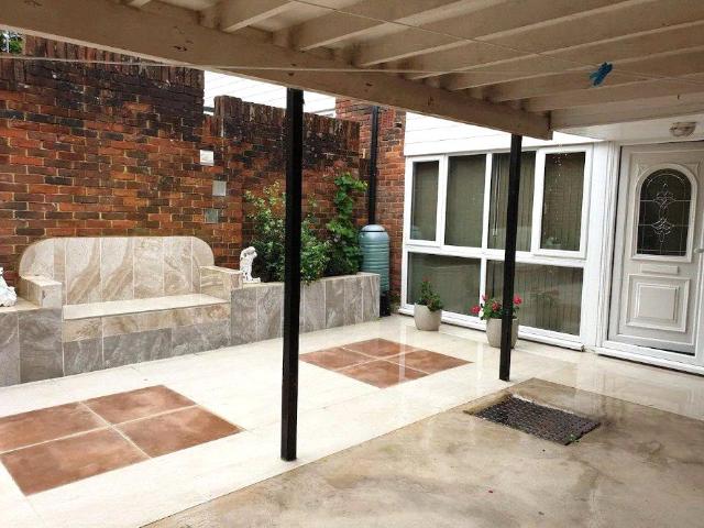 4 bedroom house to rent