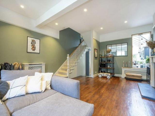 4 bedroom house to rent