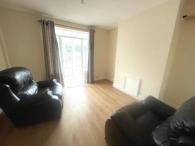 4 bedroom house to rent