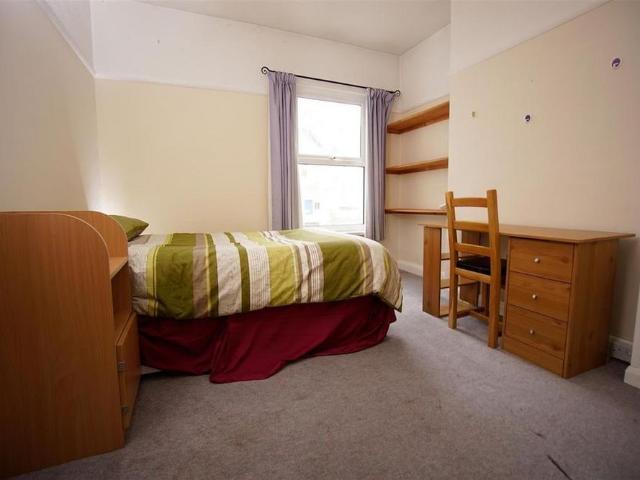 4 bedroom house to rent