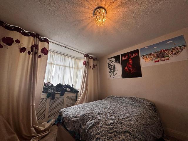 4 bedroom house to rent