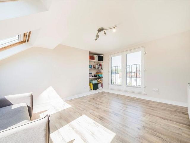 4 bedroom house to rent