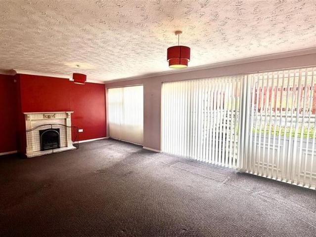 4 bedroom house to rent