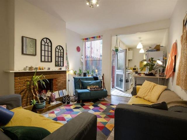 4 bedroom house to rent
