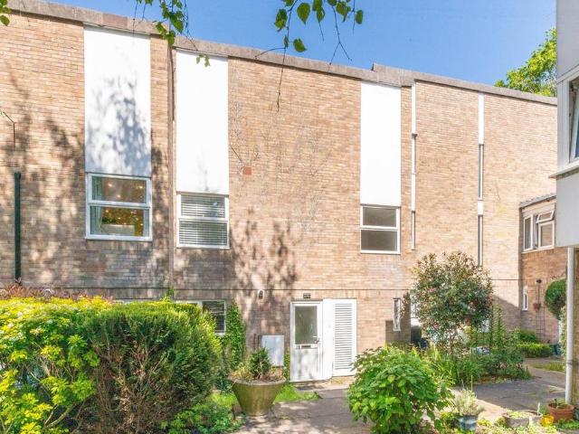 4 bedroom house to rent