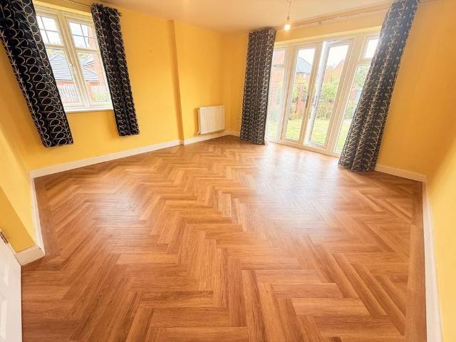 4 bedroom house to rent