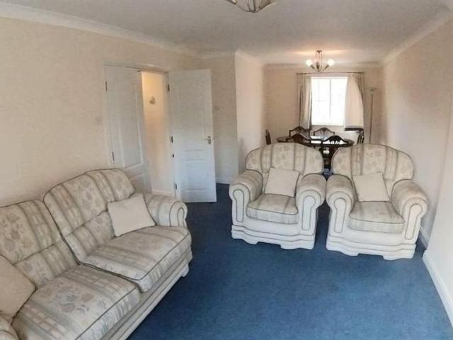 4 bedroom house to rent