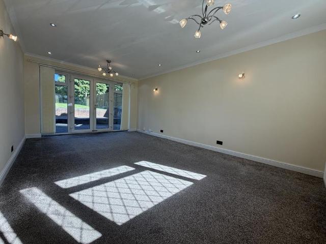 4 bedroom house to rent