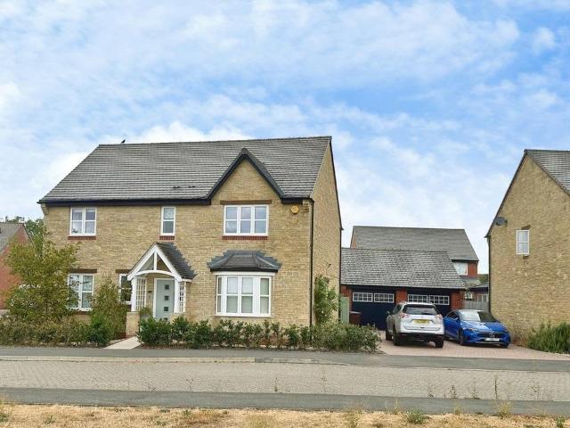 4 bedroom house to rent