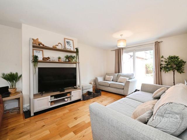 4 bedroom house to rent