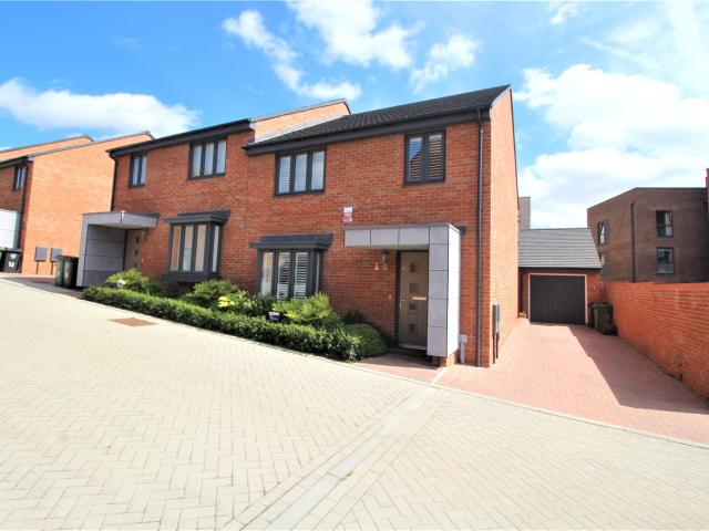 4 bedroom house to rent