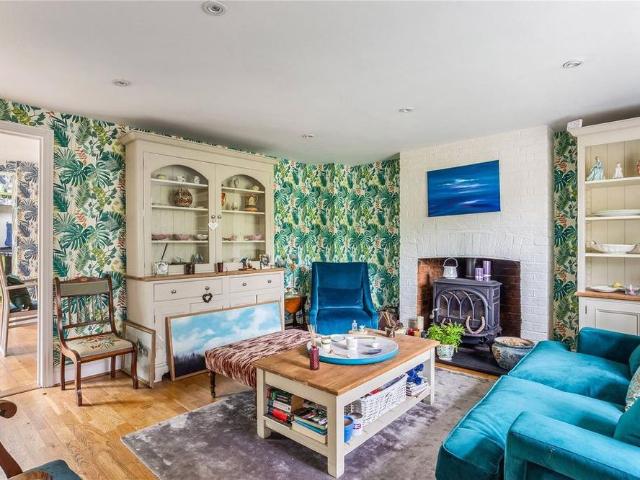 4 bedroom house to rent