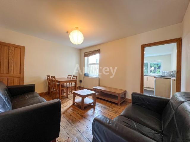 4 bedroom house to rent