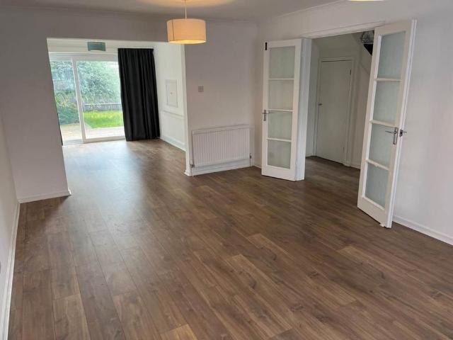 4 bedroom house to rent
