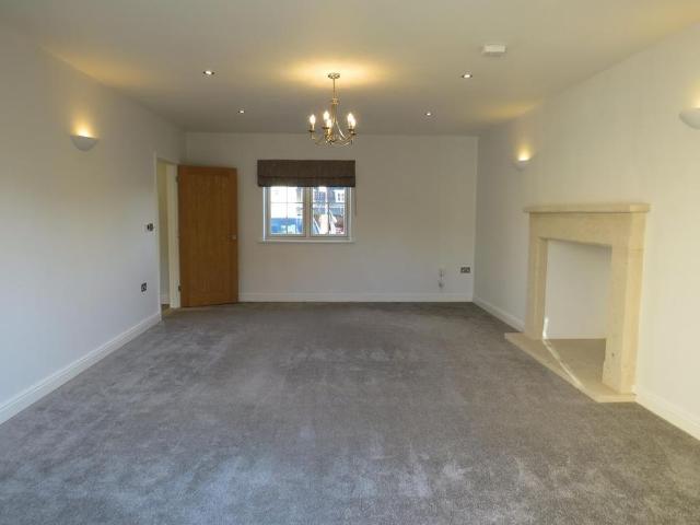 4 bedroom house to rent