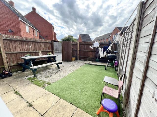 4 bedroom house to rent