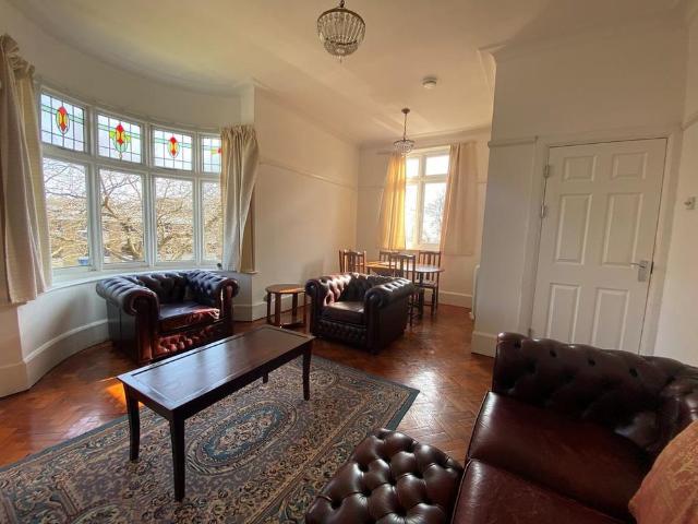 4 bedroom house to rent