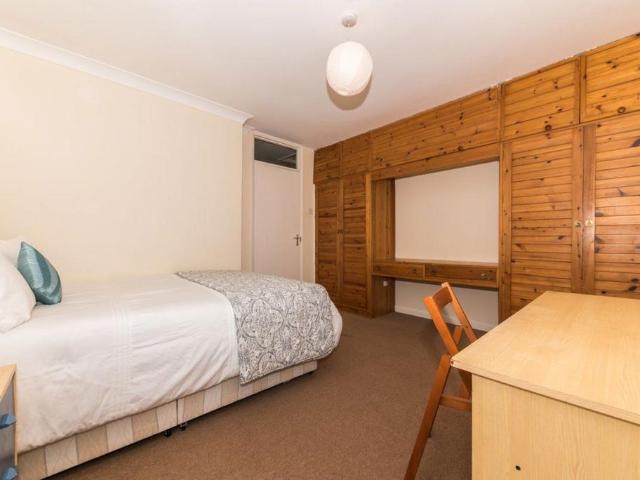 4 bedroom house to rent