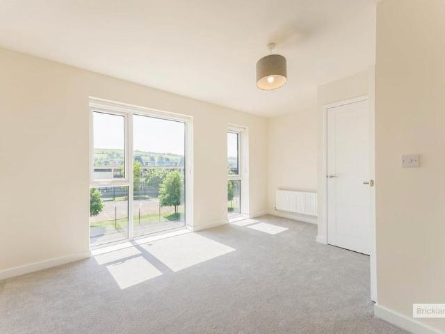 4 bedroom house to rent
