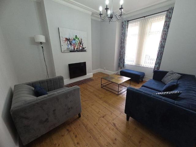 4 bedroom house to rent