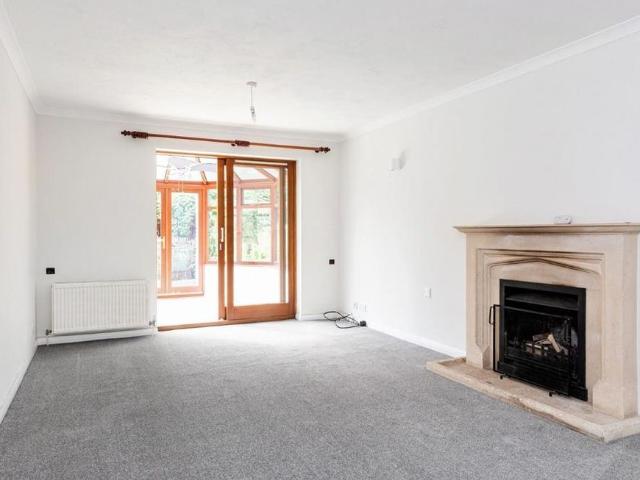 4 bedroom house to rent