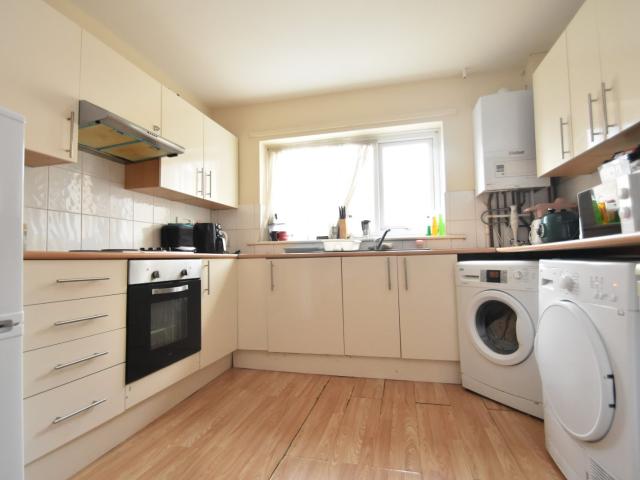 4 bedroom house to rent