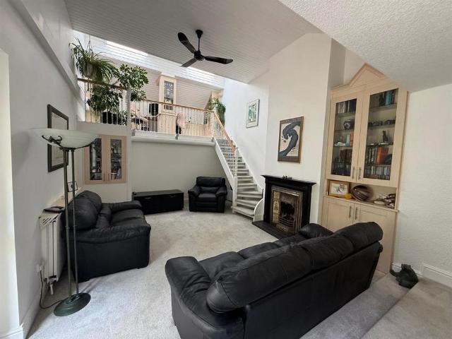 4 bedroom house to rent