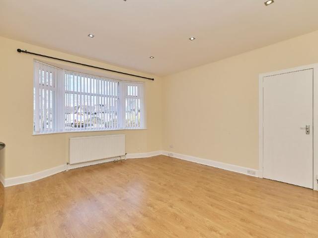 4 bedroom house to rent