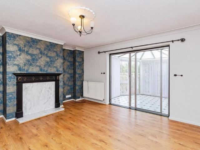 4 bedroom house to rent