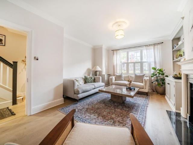 4 bedroom house to rent