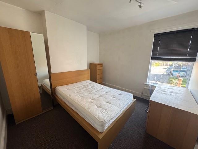 4 bedroom house to rent